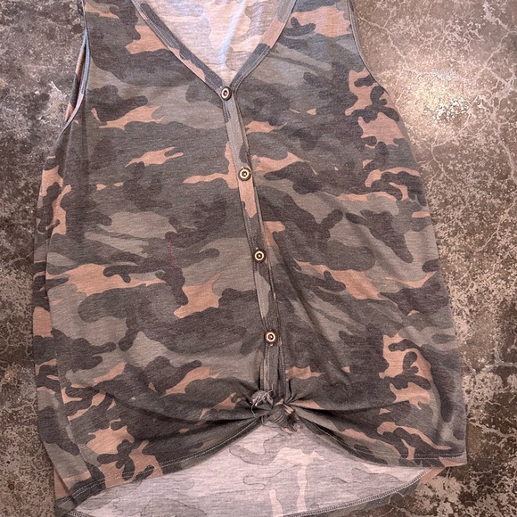 7th Ray | Tops | 7th Ray Gray And Tan Camouflage Tank Top | Poshmark